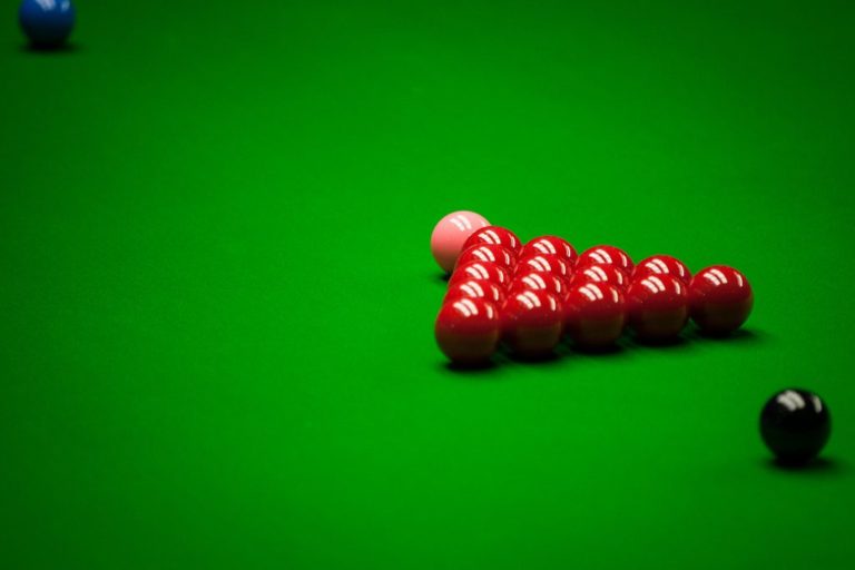 Perfecting Your Cue Action - Snooker Freaks